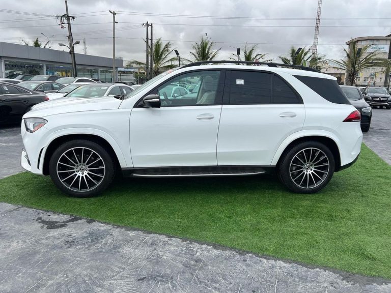 Mercedes-Benz GLE350 4MATIC SUV 2020 on Mayfair Autos Ltd